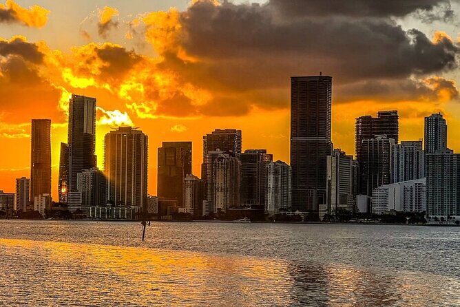 Miami: 60 Min City Cruise Millionaire's Homes & Venetian Islands - FAQ