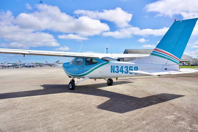 Miami Airplane Tour: South Beach, Downtown, Islands & Port - An In-Depth Look at the Miami Airplane Tour