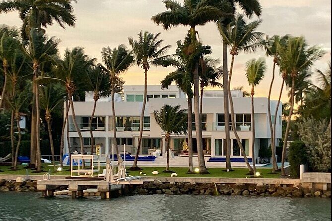 Miami and Bayside 90 min Cruise of Celebrity Islands - Who Should Take This Tour?