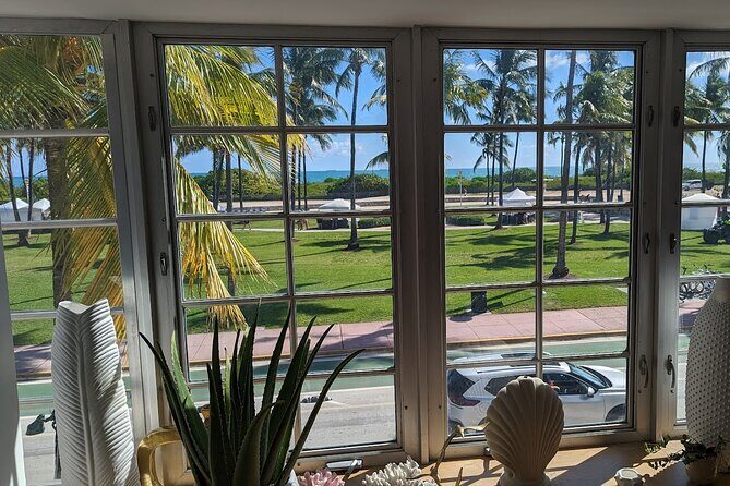 Miami Beach Art Deco & Hidden Gems Walk Tour with Local Historian - Discover Miami Beach’s Unique Charms with the Art Deco & Hidden Gems Walk Tour