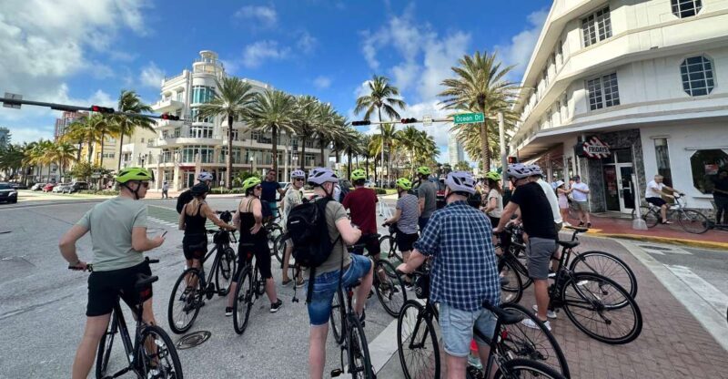 Miami Beach: Bike or eBike Rental with Map - Final reflection: Who will get the most out of this experience?