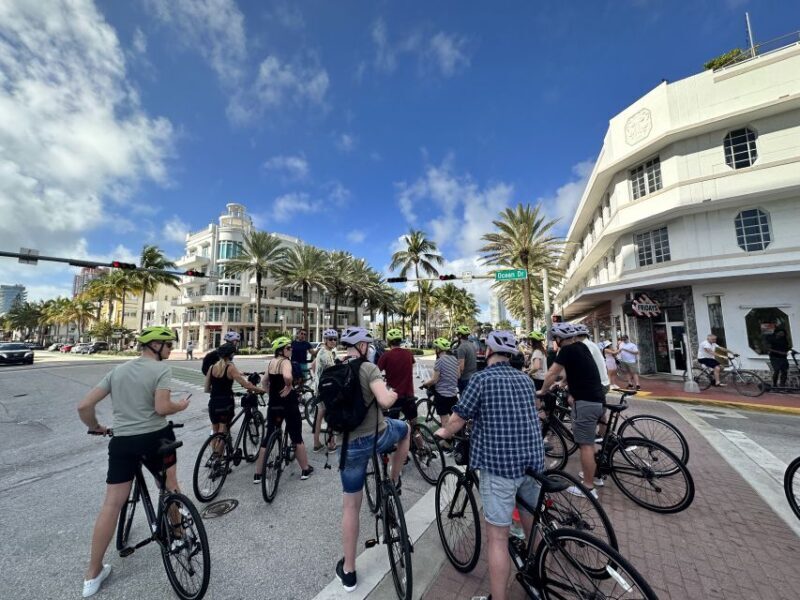 Miami Beach: Bike or eBike Rental with Map - The Sum Up