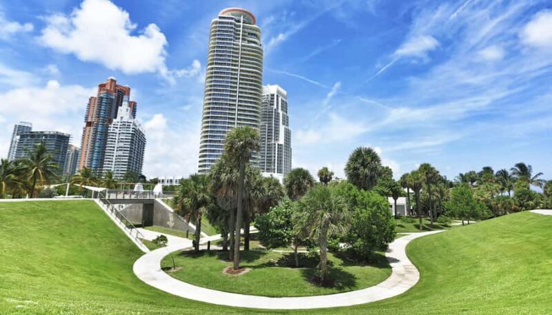 Miami Beach: Photo Walk & Workshop - Walk Details and Practical Tips