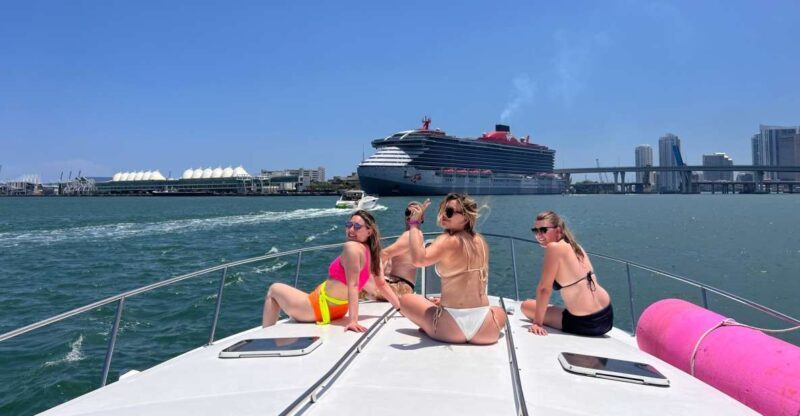 Miami Beach: Private Yacht Rental with Captain and Champagne - Who Will Love This Tour?