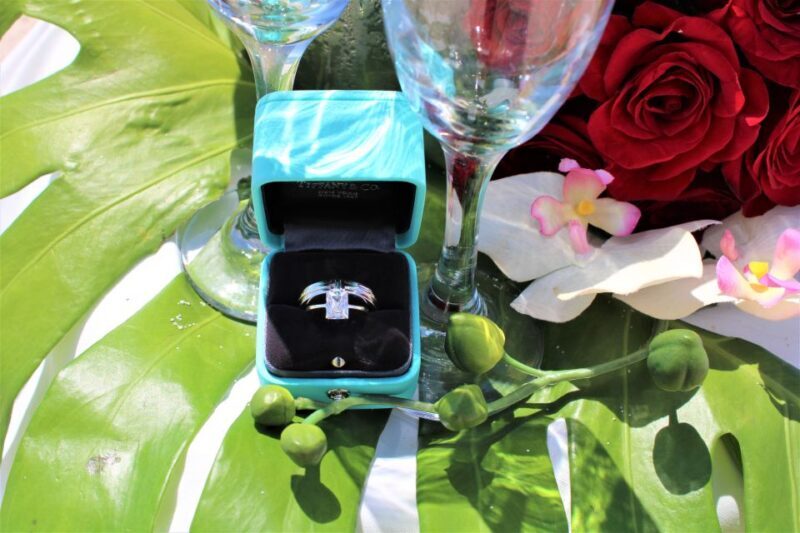 Miami: Beach Wedding or Renewal of Vows - Who Should Consider This Experience?
