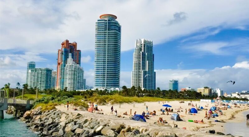 Miami Biscayne Bay: Hop-on Hop-off Boat Cruise - The Sum Up