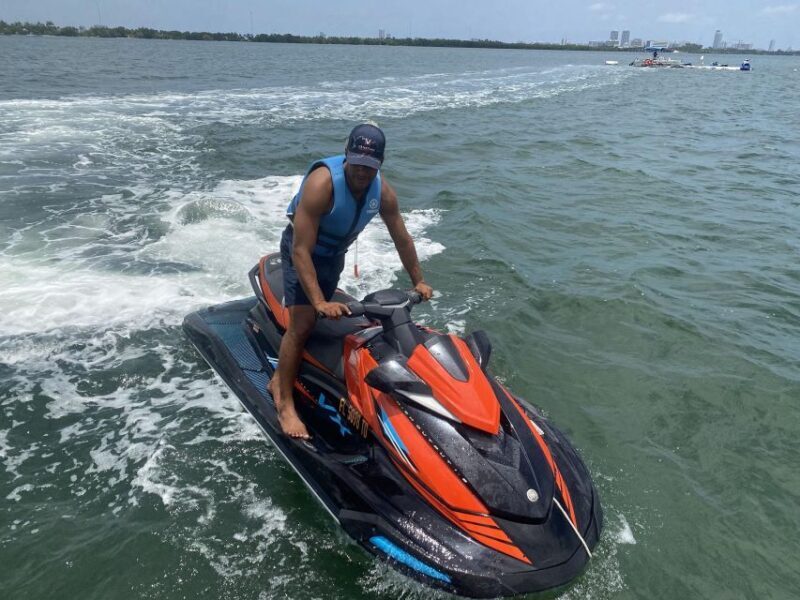 Miami: Biscayne Bay Jet Ski Rental & Free Boat Ride - Who Should Consider This Tour?