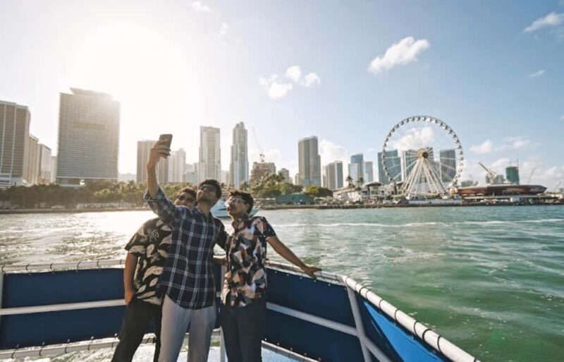 Miami: Biscayne Bay Millionaire's Homes Sightseeing Cruise - Group Size, Timing, and Comfort