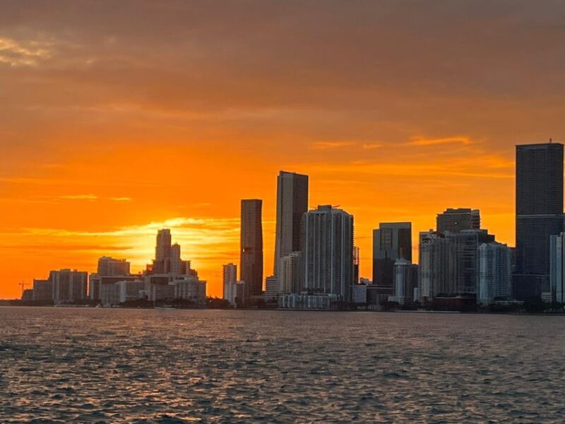 Miami: Biscayne Bay Millionaire's Row Boat Tour - Setting the Scene: What to Expect on the Biscayne Bay Boat Tour