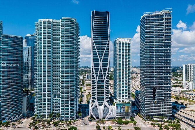 Miami City and Boat Tour Little Havana Included Plus FREE Bike Rental in SoBe - FAQ