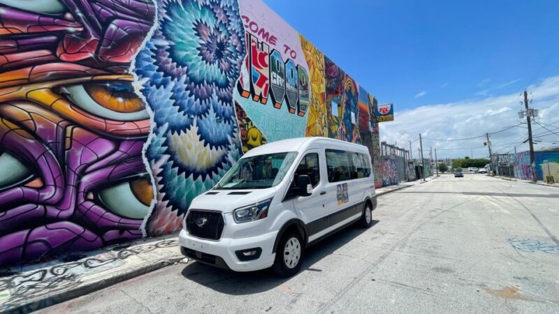 Miami: City Sightseeing and millionaire row boat tour - The Sum Up