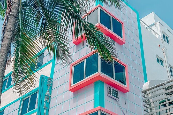 Miami Cocaine Capital in the 80's- History tour- - The Neighborhoods and Notorious Hotspots