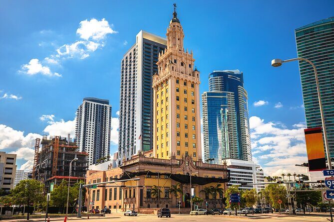 Miami Downtown Highlights Private Guided Walking Tour - Insights from Reviews and Experiences