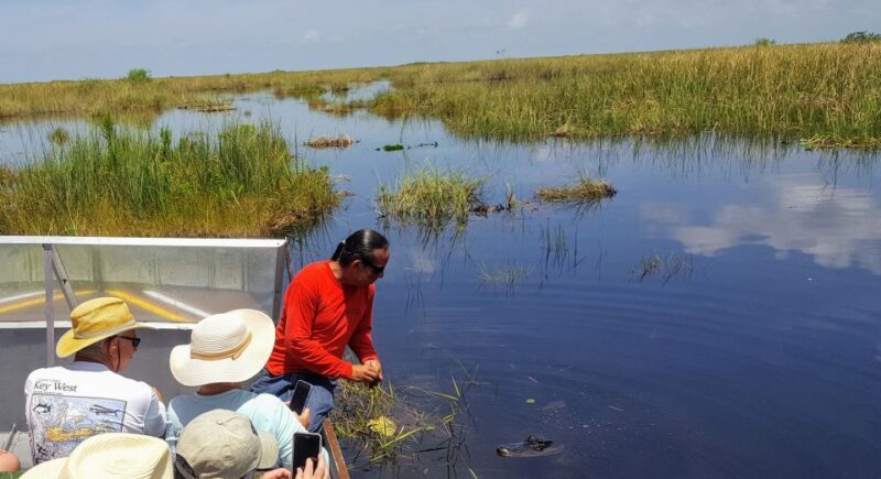 Miami: Everglades Full-Day Tour with 2 Boat Trips and Lunch - Lunch and Additional Stops