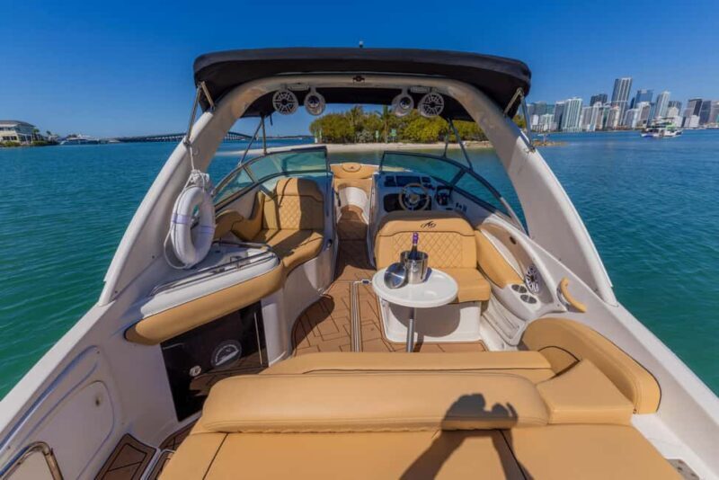 Miami: Exclusive Private Boat Guided Tour - A Deep Dive into the Experience