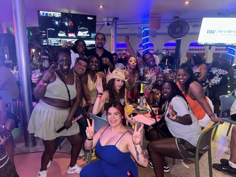 Miami: Guided Bar Crawl with Drinks Discounts and Club Entry - Key Points