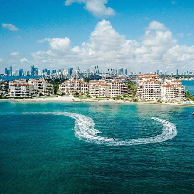 Miami: Jet Ski Riding from South Beach - The Location & Why It Matters