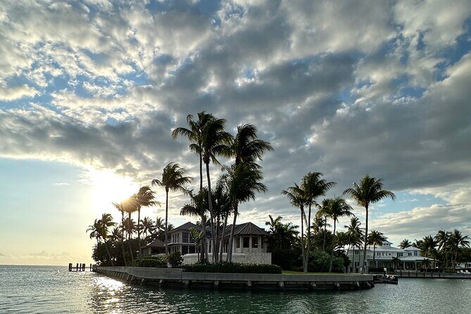 Miami Lights Private Nighttime Boat Tour - What Makes This Tour Stand Out?
