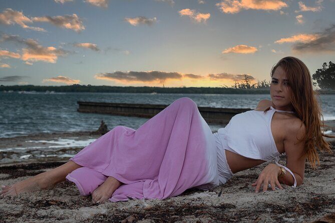 Miami Model Style Photoshoot with a Pro Model Photographer - The Value of This Experience