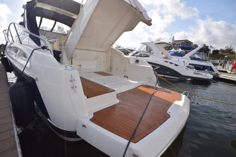 Miami Night Time Yacht or Boat Charter for Up to 12 Guests - FAQ