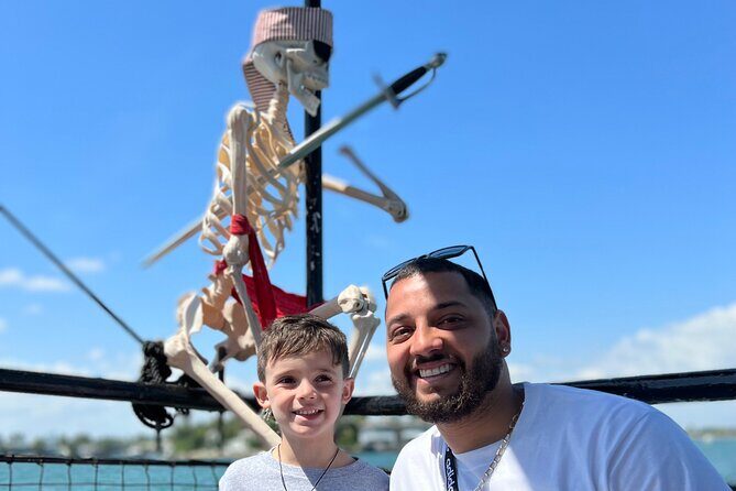 Miami Pirate Boat Tour: Skyline & Millionaire's Homes - Who Should Consider This Tour?