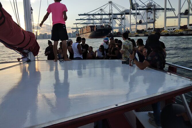 Miami Private 4 Hour Tour aboard Great White 50FT Power Catamaran - Frequently Asked Questions