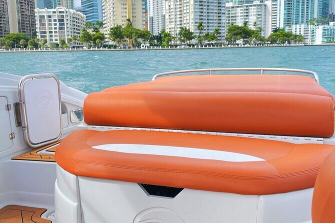 Miami Private Boat Rental: Indian Creek, Raccoon Island & Sandbar - The Quality of Guides and the Overall Experience