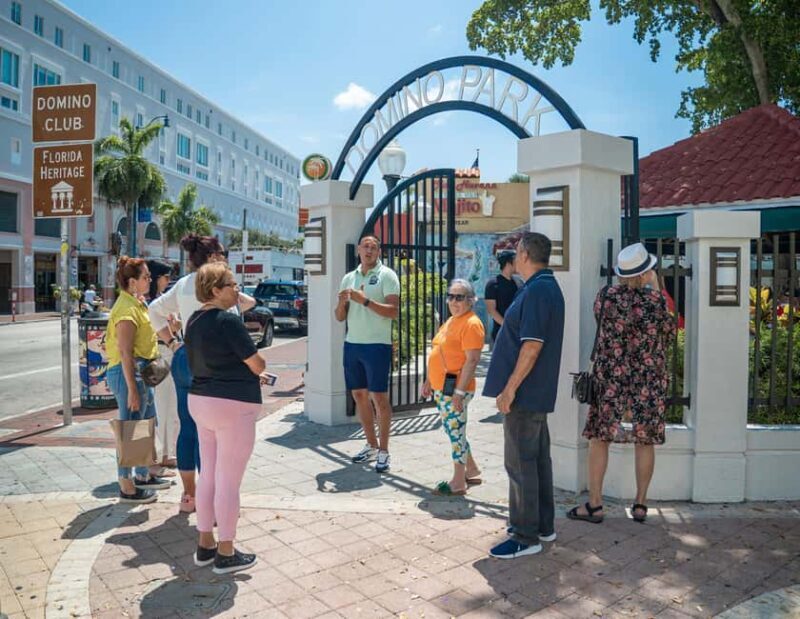 Miami: Private Iconic neighborhoods sightseeing tour - The Experience and Its Benefits