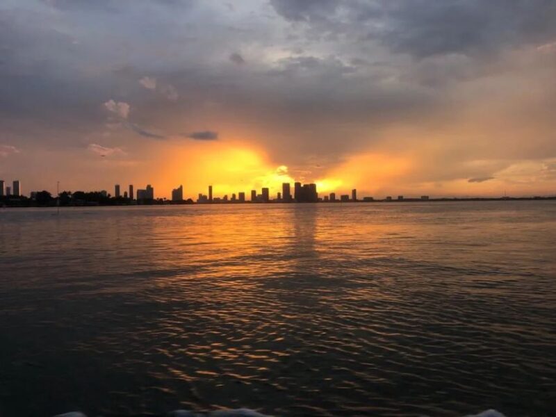 Miami: Private Sunset Boat Tour with Bottle of Champagne - How Good is the Value?