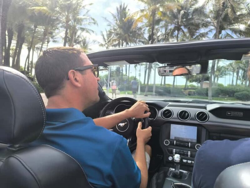 Miami: Private tour in a convertible Mustang in French - Key Points
