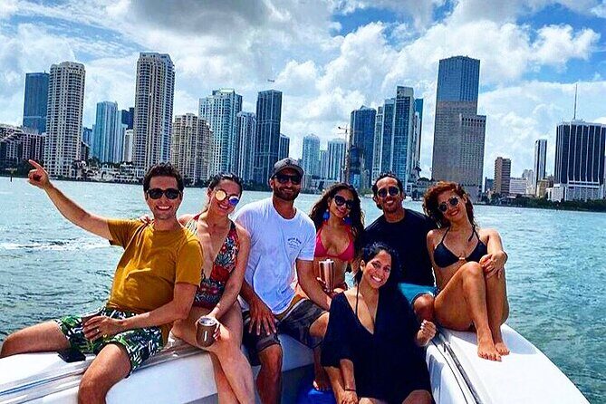 Miami Private Yacht Rental with Captain - Introduction