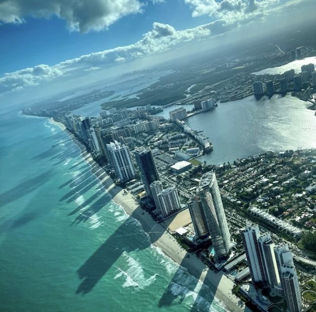 Miami: Romantic 1-Hour Private Flight Tour with Champagne - What Makes This Tour Stand Out