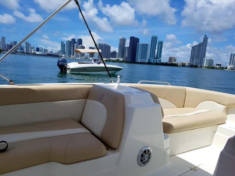 Miami: Self-Drive Boat Rental - Key Points