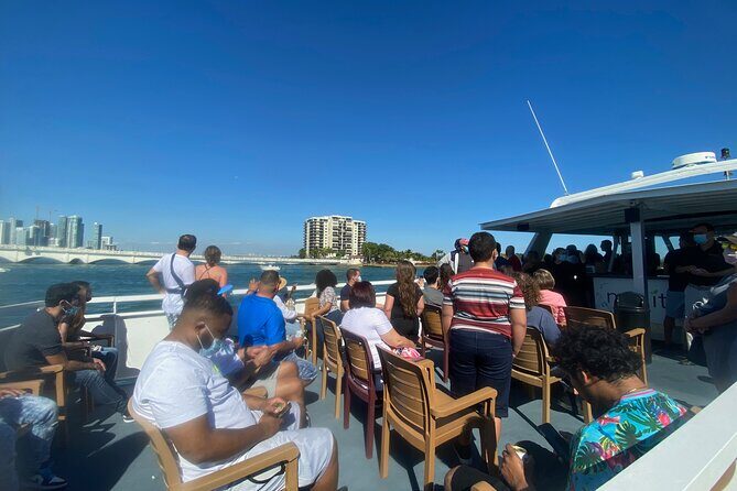 Miami Skyline 75 Min Cruise Tour Biscayne Bay Millionaire Homes - Who Should Consider This Tour?