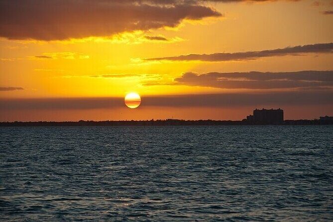 Miami Skyline Champagne Cruise - FAQ
