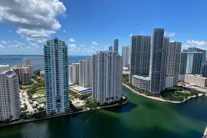 Miami Skyline Cruise of Millionaire Homes with Hotel Pick-up - Pricing and Value Analysis