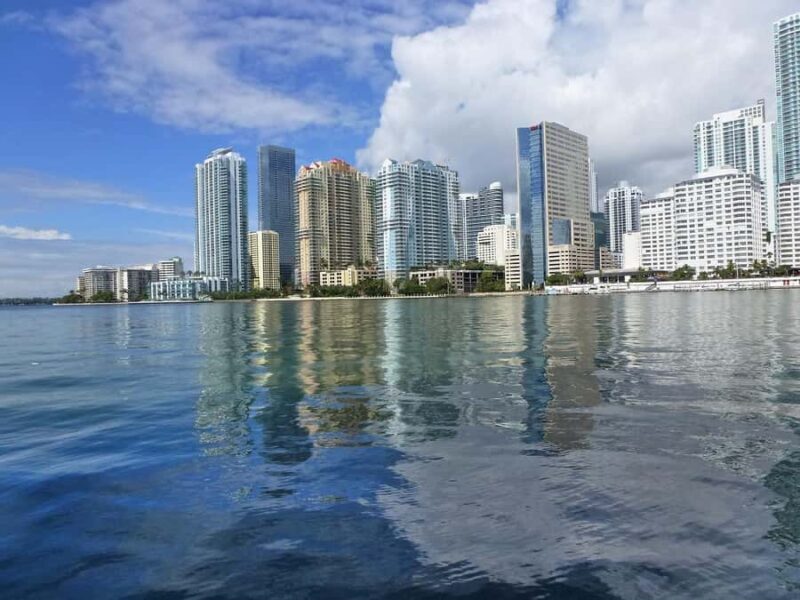 Miami Skyline Millionaire Cruise & Bus Tour 5 stops & Coffee - FAQ