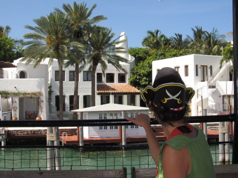Miami: Skyline & Millionaire's Homes Pirate Boat Cruise - An Authentic Look at the Miami Pirate Boat Tour