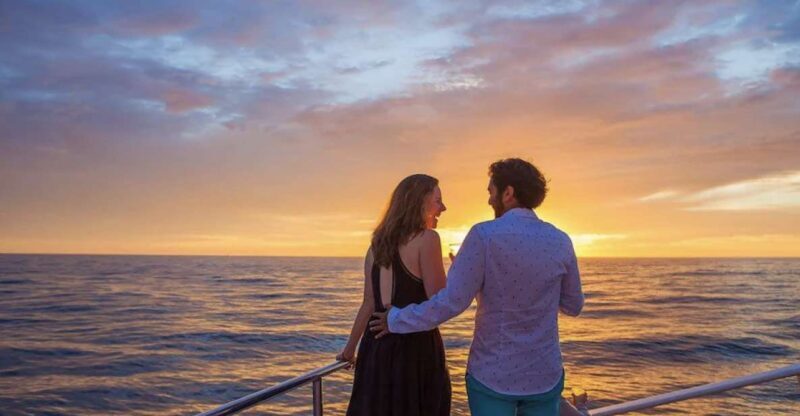 Miami: Sunset Cruise with Celebrity Homes & Open Bar - FAQ