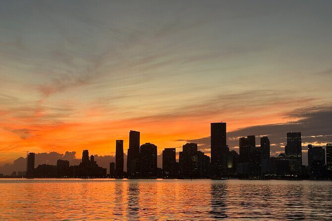 Miami Sunset Cruise with Millionaire Mansions on Biscayne Bay - Key Points