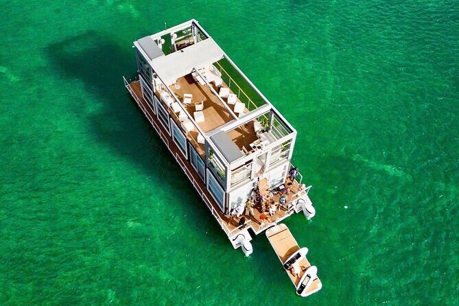 Miami Water Villa Private Luxury Yacht for rent Up to 35 Guests - Who Will Love This Experience?