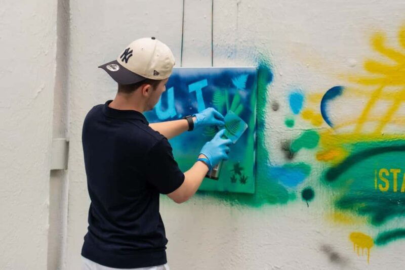 Miami: Wynwood Walls Spray Paint & Stencil Art Class & Entry - Who Should Consider This Experience?