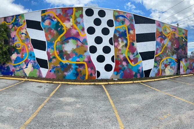 Miami's Best Graffiti Guide - Wynwood - Squad Safari - 2-9ppl - The Sum Up