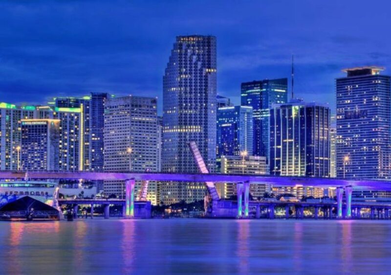 Miamis Best Views: Private Boat Tour - The Experience and Atmosphere