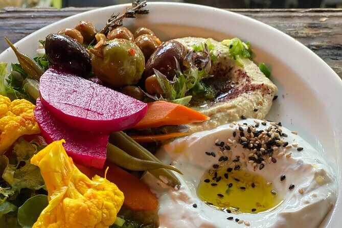 Midtown Sacramento Walking Food Tour - The Guide’s Role