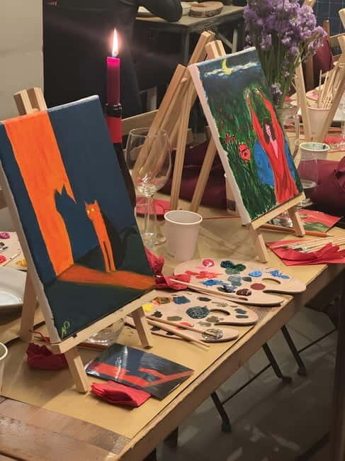 Milan: Art and Wine Painting Experience - Champagne edition - Milan: Art and Wine Painting Experience - Champagne Edition