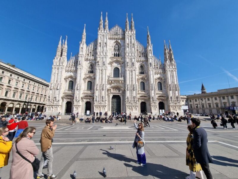 Milan: Duomo Rooftop and Cathedral Guided Tour with Tickets - The Experience: What You Can Expect
