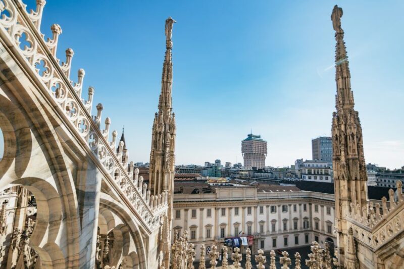 Milan: Duomo Rooftop and Cathedral Guided Tour with Tickets - The Tour Itinerary in Detail