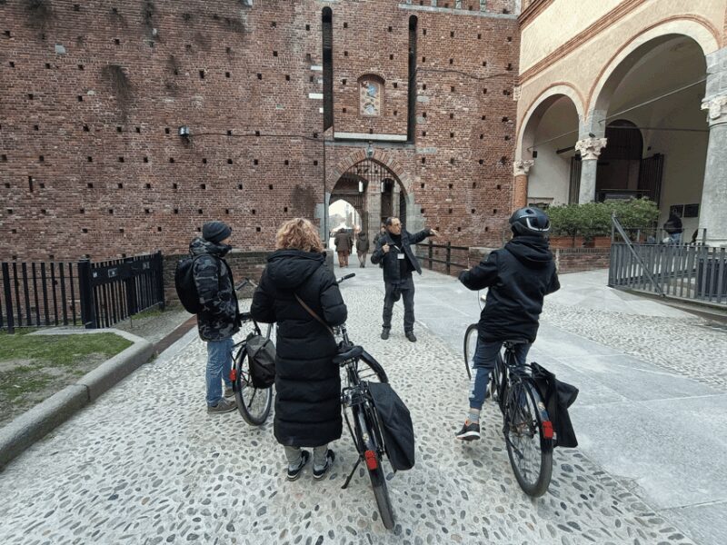 Milan: ELECTRIC-Bicycle Tour Live Tour Guide 3 hours & half - A Detailed Look at the Milan Electric Bicycle Tour
