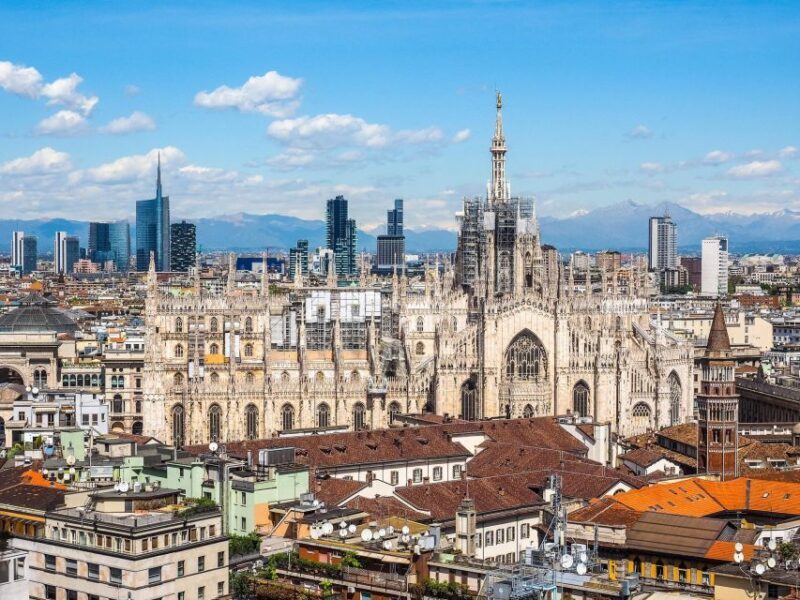 Milan: Express Walk with a Local in 90 minutes - Why This Tour Works for Travelers
